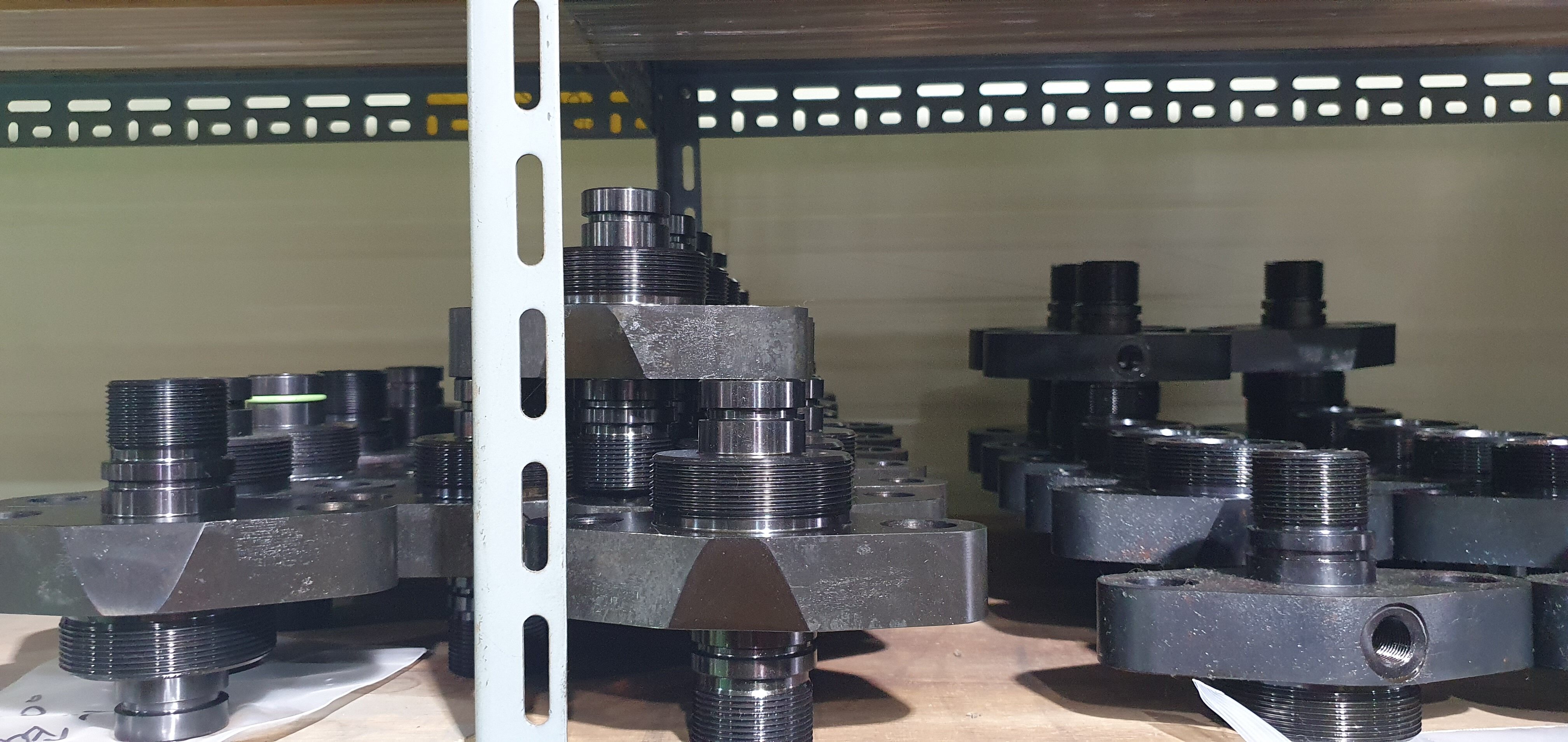 FUEL VALVE HEAD – (주)우리엔진